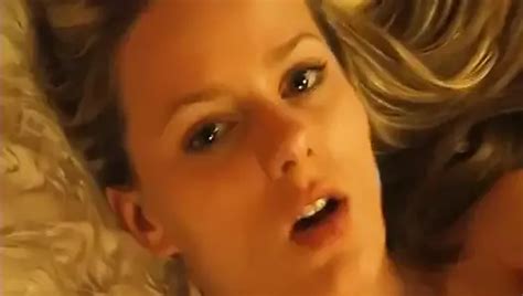 Ik Film De Blonde Ingrid Met De Telefoon Een Exhibitionist Xhamster