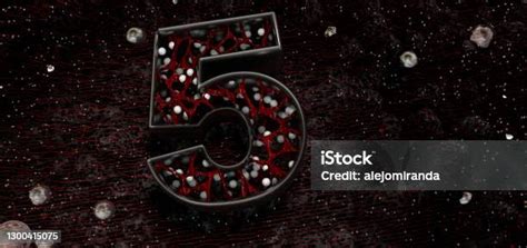 빨간색 선과 유리 구체의 질감과 검은 돌의 배경에 내부 유기 빨간색 구조와 두꺼운 문자 5 번 3d 일러스트레이션 0명에 대한