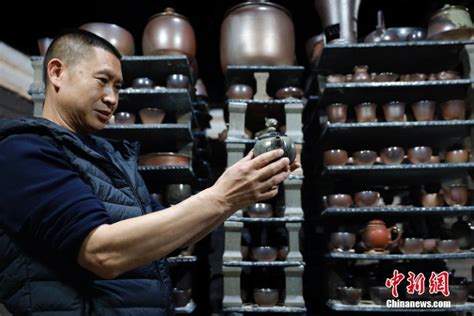 探访云南非遗华宁陶开窑现场 文化大观 华夏经纬网