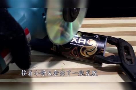 高速旋转的CD威力有多大老外用椰子测试结果意想不到 椰子 老外 威力