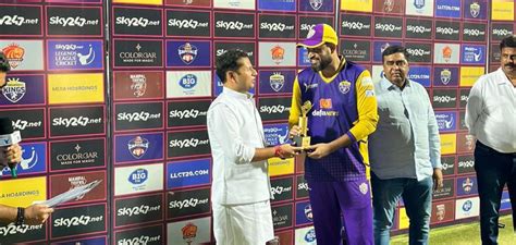 Bhilwara Kings Defeat Gujrat Giants Yusuf Pathan Crowned Motm Sportskhabri