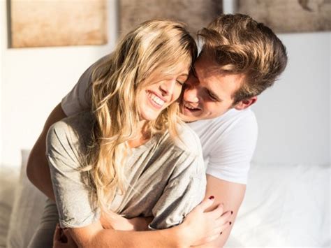 Зодиите които помагат на партньора да постигне целите си