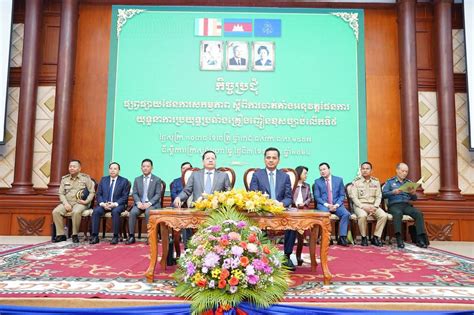 លោកសន្តិបណ្ឌិត នេត សាវឿន ណែនាំឱ្យធ្វើការងារផ្សព្វផ្សាយអប់រំពីបញ្ហាគ្រឿងញៀនបែប