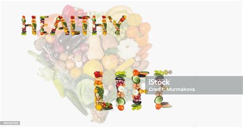 과일과 야채는 건강 한 마음입니다 야채와 과일의 심장입니다 건강 한 신선한 식품의 개념 0명에 대한 스톡 사진 및 기타 이미지