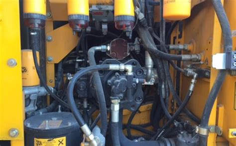 Аренда гусеничного экскаватора Jcb Js 210 Lc