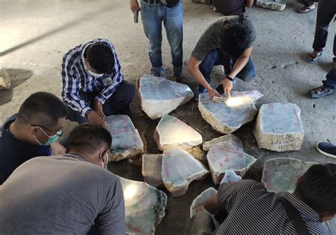 မြန်မာ့ကျောက်မျက်ရတနာပြပွဲ ပဥ္စမနေ့တွင် ကျောက်စိမ်းအတွဲ ၆၆၅ တွဲရောင်းခ