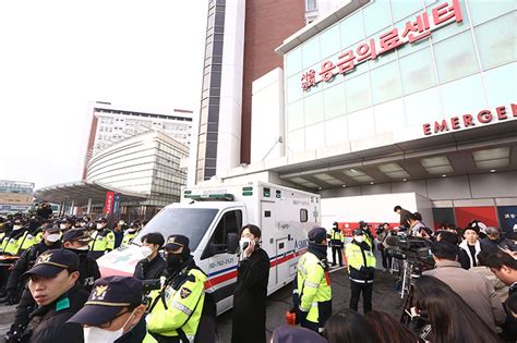 이재명 대표 서울대병원으로 긴급 이송 민중의소리