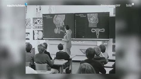 Sexualkunde Unterricht In Schule Bewegt Zug Tele