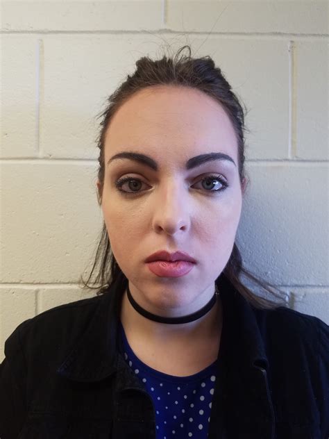 Corrective Makeup For Asymmetrical Lips Mugeek Vidalondon