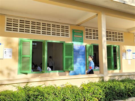 ក្រសួងអប់រំ បញ្ជាក់ថា បេក្ខជនណាដែលយកសៀវភៅ ឬសំណៅឯកសារចូលមណ្ឌលប្រឡង នឹងមិនអនុញ្ញាតឱ្យចូលប្រឡង