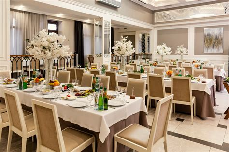 რესტორანი რესტორანი თბილისის სადღესასწაულო დარბაზი რომელიც მზად არის უმასპინძლოს თქვენ