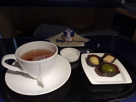 Going Back In Time Ana First Class Tokyo To Los Angeles Wander Up Front