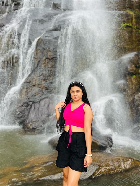 Bomini🐣🦋💕 Rare Girlbomi • Instagram Photos And Videos