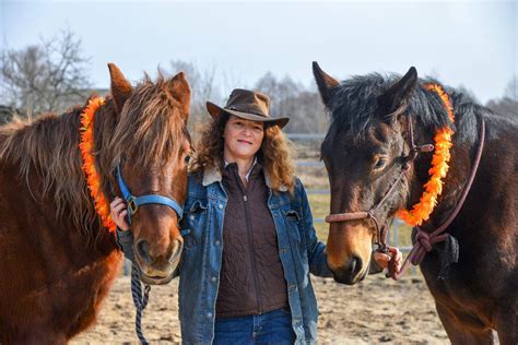 Конный Парк ТВ В начале мая в КСК «Виват Россия открыли летний сезон С 3 по 5 мая прошли