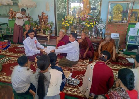 မင်းလှမြို့နယ်တွင် မလွန်မြသပိတ် စေတီတော်မြတ်ကြီး ရွှေသင်္ကန်းဆက်ကပ်လှူဒ