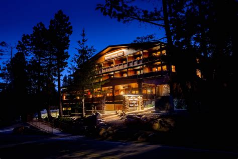 Explore Mount Lemmon Lodge