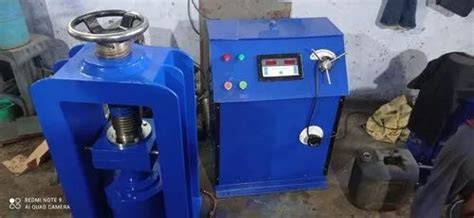 Digital Cube Testing Machine Capacity K N At In New Delhi