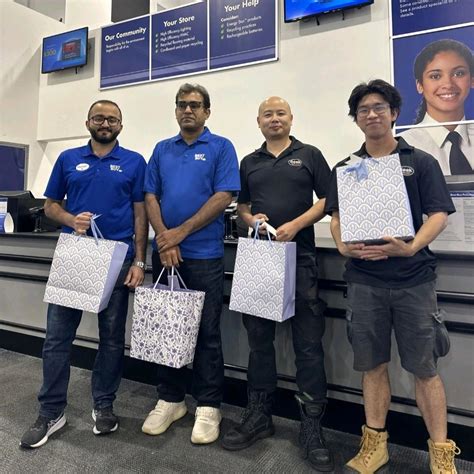 Muhammad Umar Farooq On Linkedin Workanniversary Bestbuy Techlife Milestone