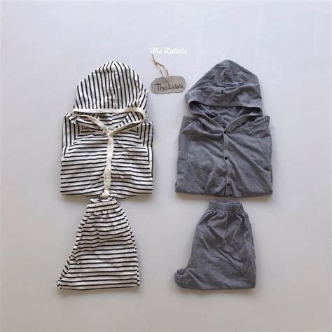 더라라라 ️마키에 에어팬츠 차콜 Special Price 8000 ⭕️ M L 만 주문 가능 Fabric 40수 선염 스트라이프 코튼 워싱과 고온