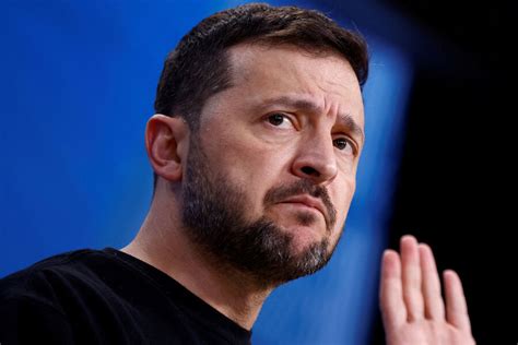 Экс премьер Украины заявил что Зеленский играет роль президента как в фильме Газета Ru Новости