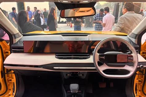 4 Cars And Suvs With True Triple Screen Dashboards In India