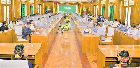 နိုင်ငံတော်စီမံအုပ်ချုပ်ရေးကောင်စီအဖွဲ့ဝင် ဒေါ်ဒွဲဘူ မြစ်ကြီးနားပြည