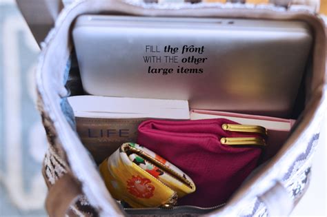 How To Organize Your Purse