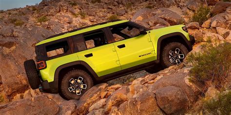 Jeep To Unveil The New Electric Compass Soon What To Expect