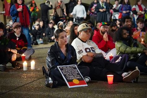 Alice Springs Usually Dry Todd River Flowing Strong Thanks To Rain