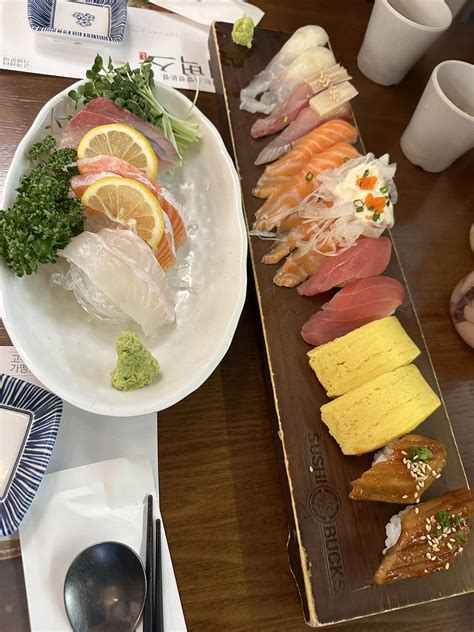 Korean People Food Sushi