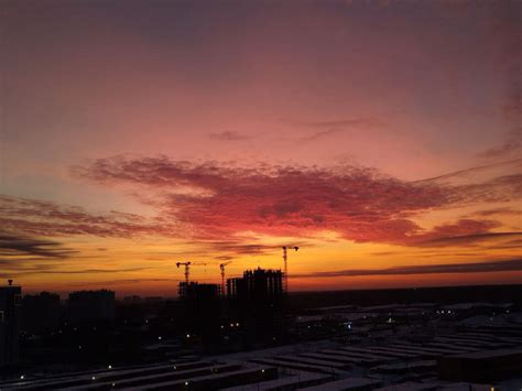 Магнитная буря 5 апреля 2025 года после мощной вспышки на Землю надвигается новая порция