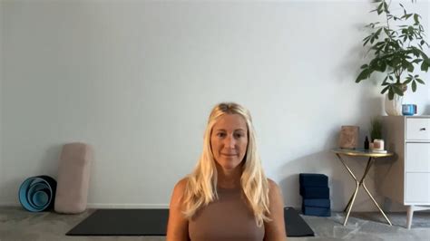 45 Min Yogaworks Level 1 W Jesse Connect The Body Breath And Mind 7 25 23 Yogaworks