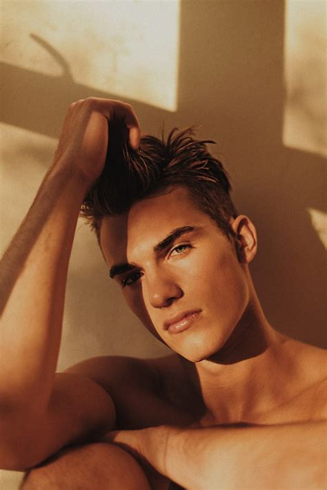 MMSCENE PORTRAITS Zach Cox By Kevin Roldan