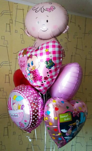 Букеты композиции из воздушных гелиевых фольгированных шаров на день