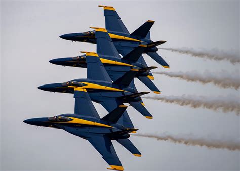 Us Navy Blue Angels Media