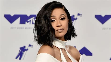 Cardi B Just Stepped Out With A New Chocolate Mullet Haircut