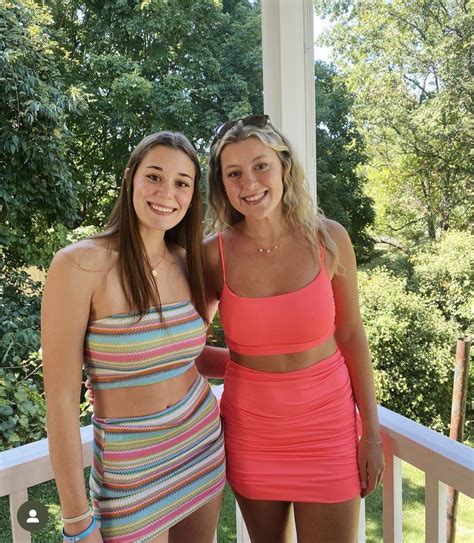 pick one sister [2] r pickone