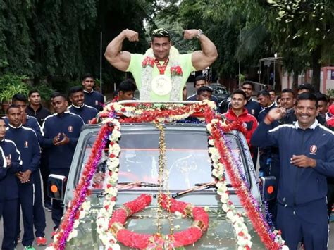Indian Armys Havildar Anuj Kumar Comes Home To A Heros Welcome After Winning World