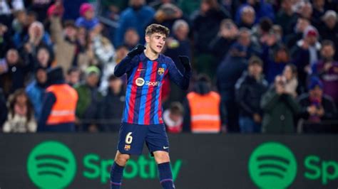 غافي يواصل كتابة التاريخ في الدوري الإسباني