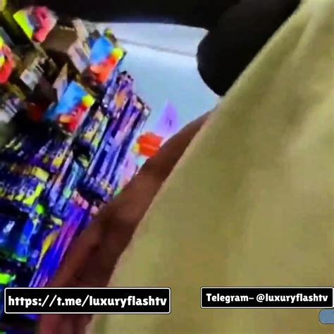 Hot Thick Milf Fot Flashed Just Dont Miss The End For More Just Dm Me