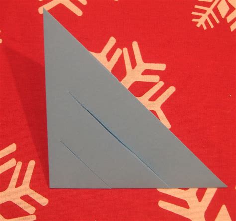 Tuesday Tutorial Paper Snowflakes Revel And Glitter