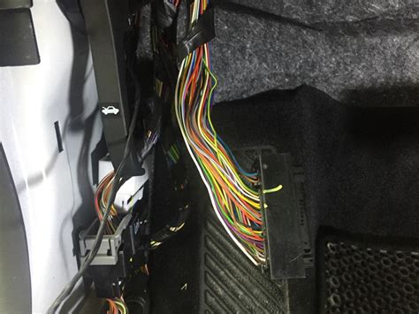 스마트 원격시동 경보기 티볼리 마이키프리미엄 원격시동 마이키코펠매직카수입차 광주썬팅건물썬팅코리아틴터블랙