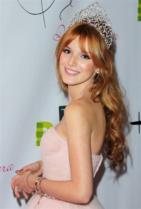 Bella Thorne Pictures