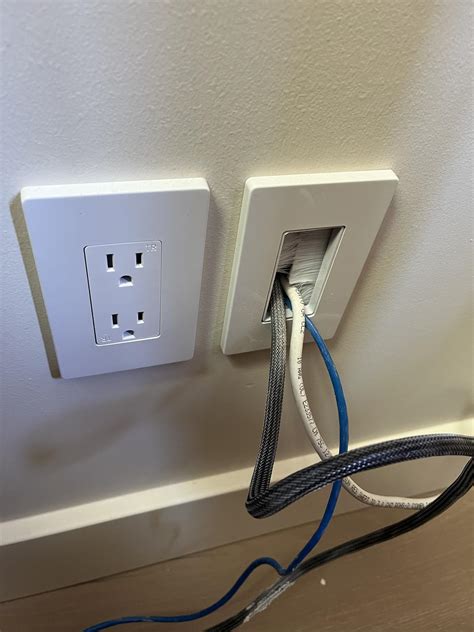 How Do I Finish This Wall Plate Details In Comments R Homenetworking