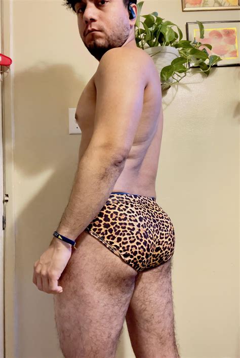 Do These Make My Butt Look Big Scrolller Do These Make My Butt Look Big Scrolller