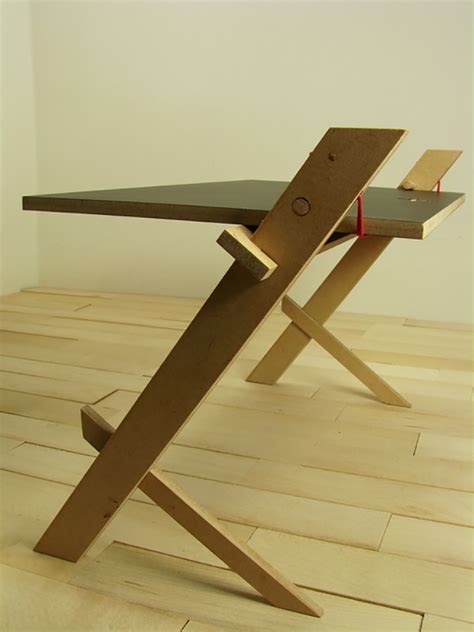 Simplythe String Table Yanko Design