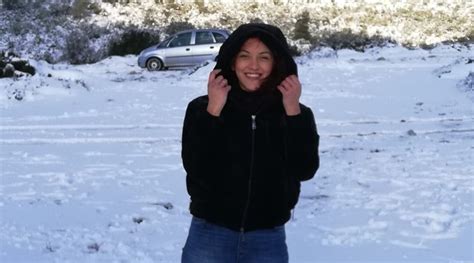 ΜΕ ΠΕΝΤΕ ΜΑΧΑΙΡΙΕΣ ΚΑΤΕΣΦΑΞΕ ΤΗΝ 28ΧΡΟΝΗ ΣΤΟΥΣ ΑΓΙΟΥΣ ΑΝΑΡΓΥΡΟΥΣ ΠΕΝΤΕ ΜΑΧΑΙΡΙΕΣ ΚΑΙ ΚΑΝΕΝΑΣ