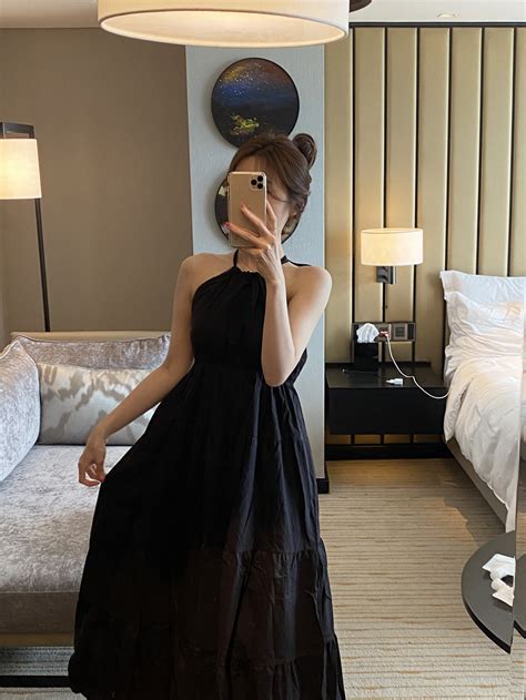 인클로젯 마야 홀터넥 롱 원피스 2 Color