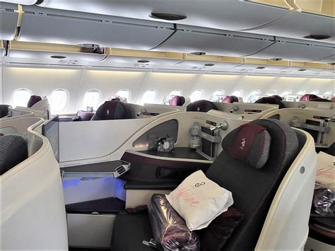 Flight Review Qatar Airways Business Class A380 Lhr Doh Luxury Jetsetter