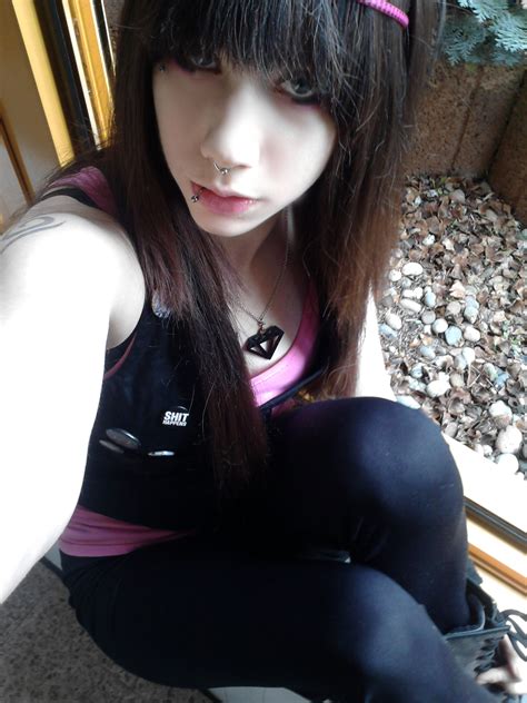 Br Nette Emo Scene Girl Emo Girls Photo Fanpop